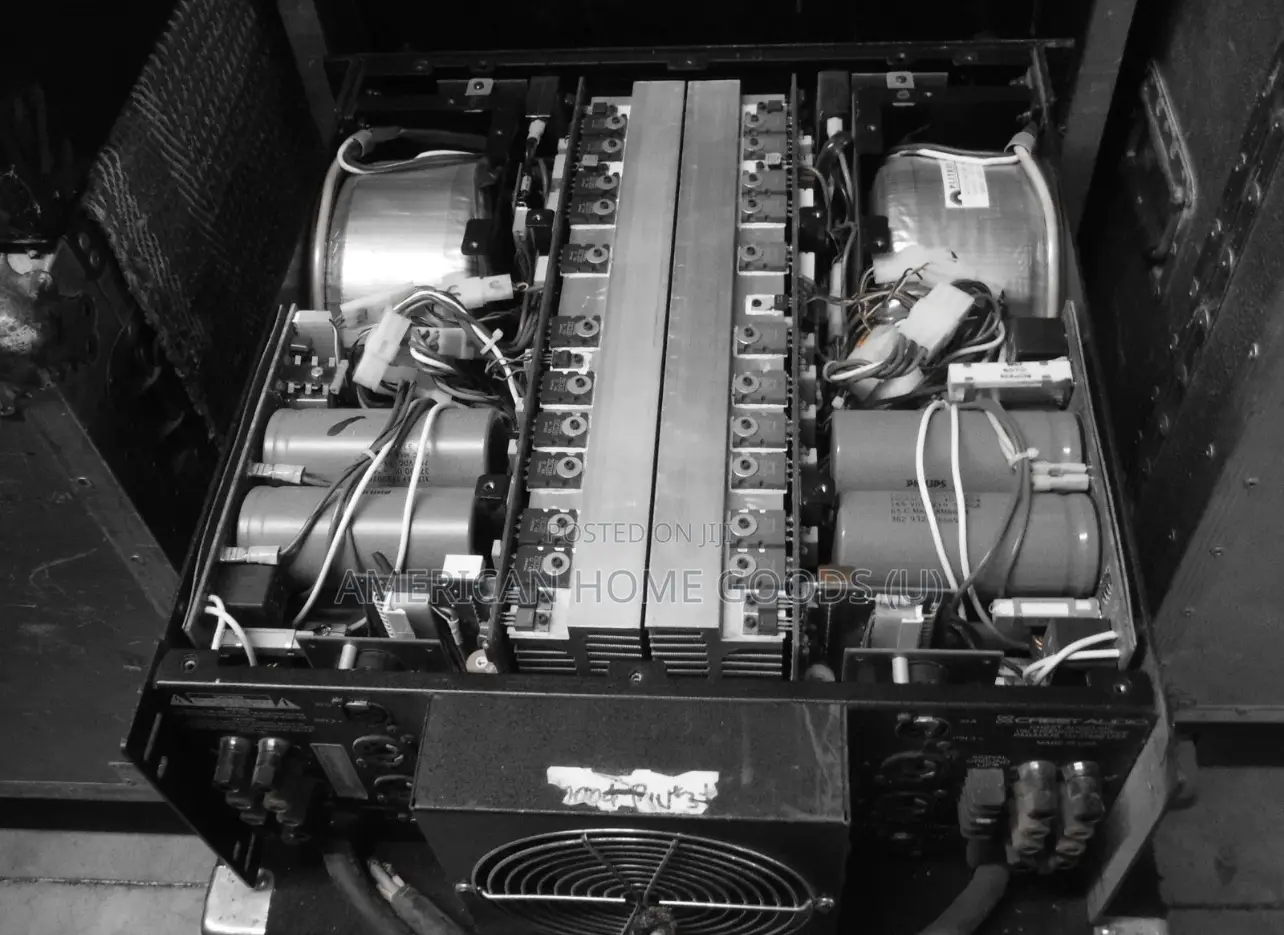 Heavy Duty Crest Audio 10004 Power Amplifier 4-Channels for Heavy Bass ...