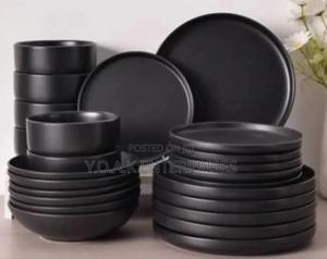 Matt Serving Dinner Set in Central Division - Kitchenware & Cookware ...