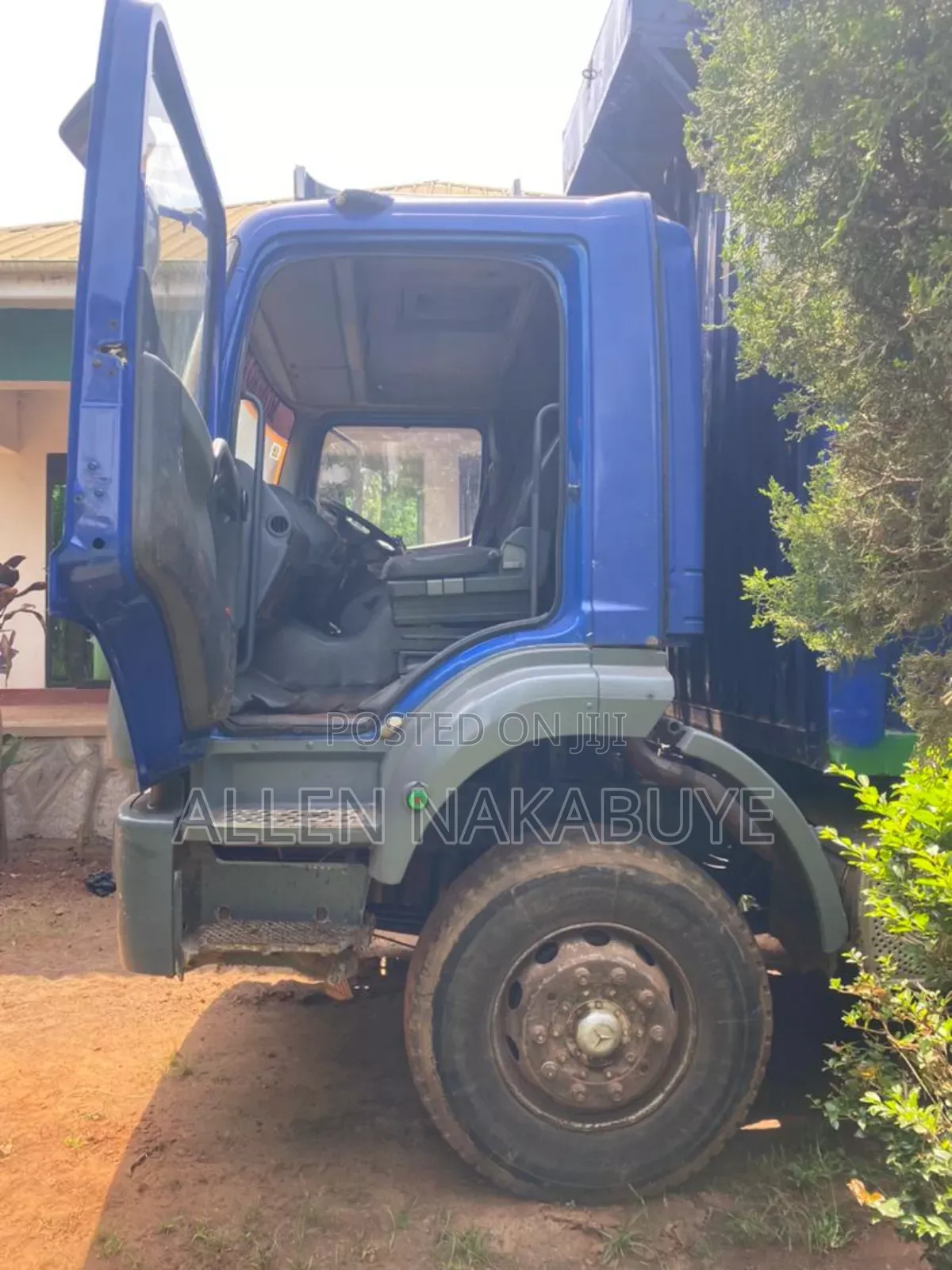 Mercedes Benz 1998 Blue in Katabi - Trucks & Trailers, Kintu Kenneth ...