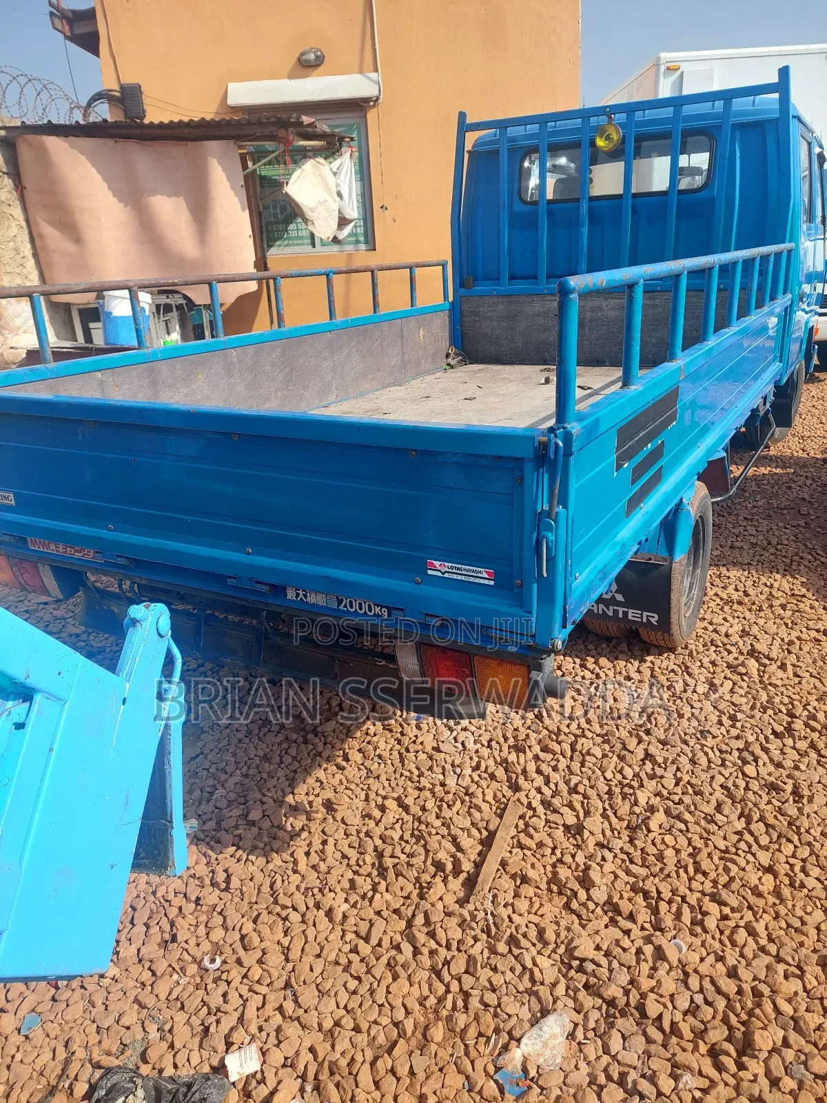 Mitsubishi Canter 1990 Blue in Nakawa - Cars, Brian Sserwadda | Jiji.ug