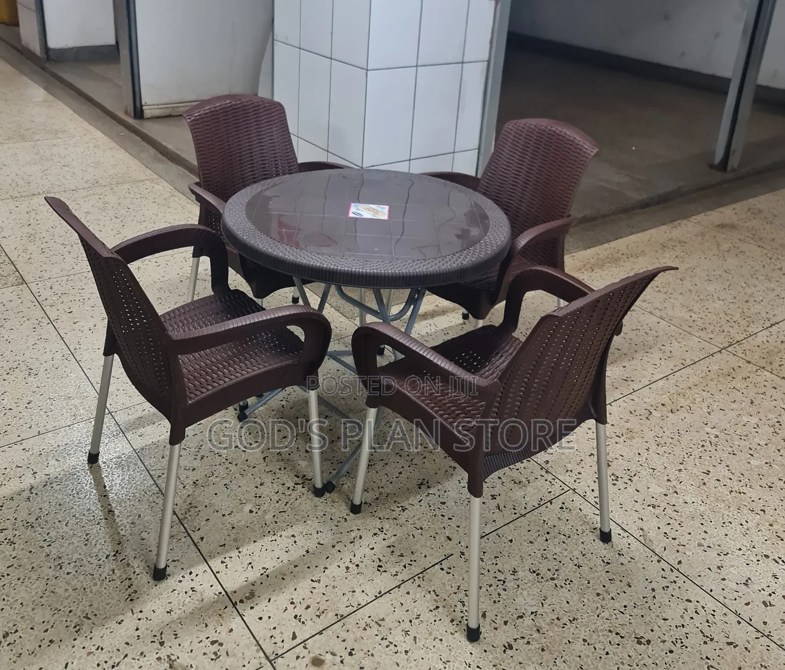 4 Patio Garden Chairs and Heavy Duty Plastic Folding Table for Dining ...
