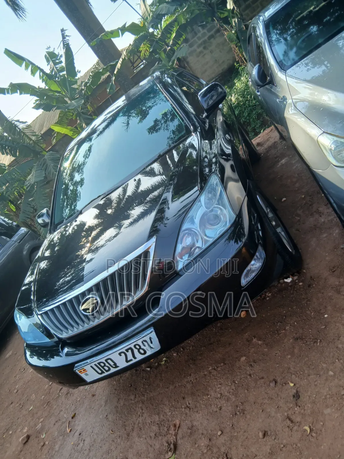 Toyota Harrier 2.4 2010 Black in Nakawa - Cars, Mr Cosma | Jiji.ug