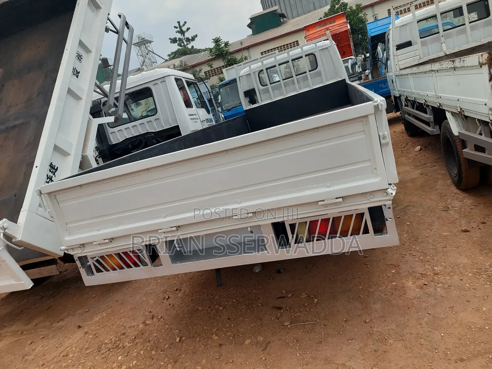 Mitshubishi Canter 4d33 Engine 2.0tonnage Tonnage Long Chassis in ...