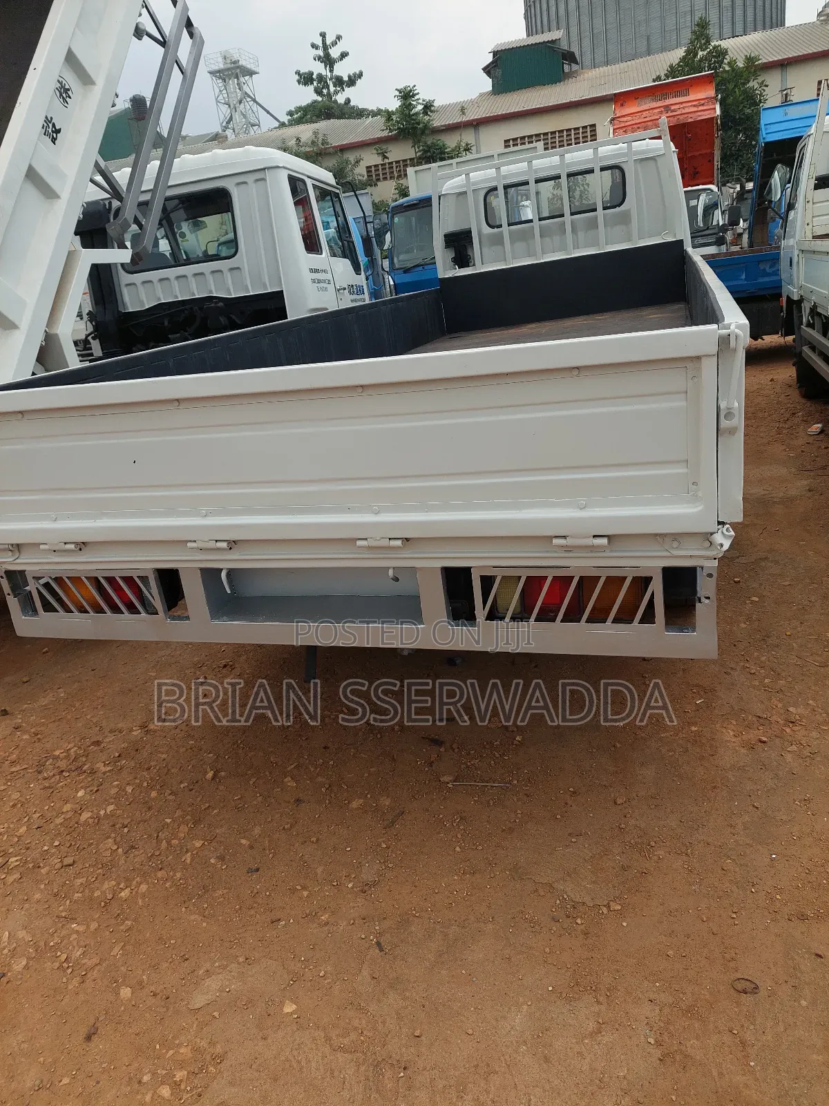 Mitshubishi Canter 4d33 Engine 2.0tonnage Tonnage Long Chassis in ...