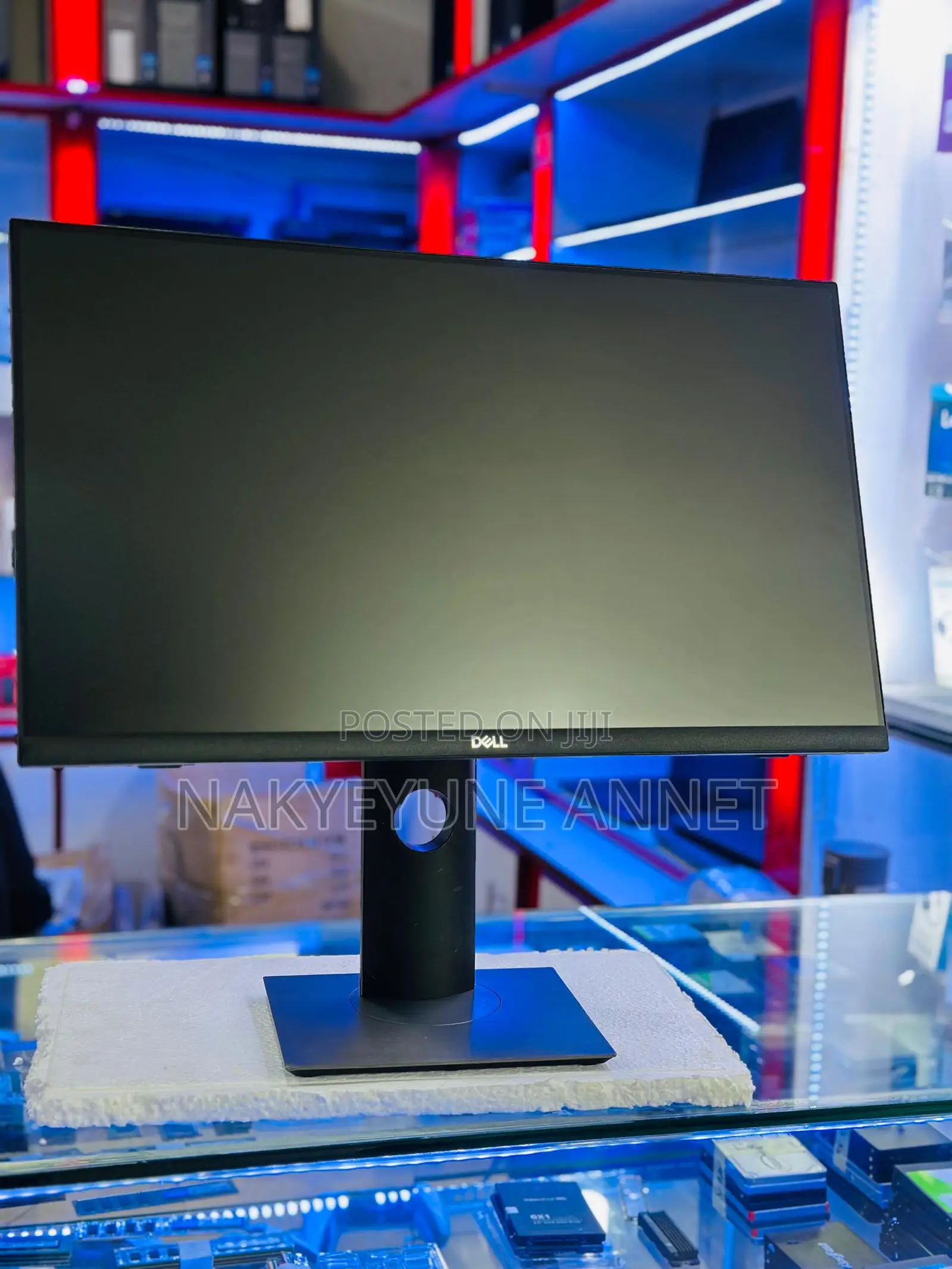 Dell 24inch Monitor in Central Division - Computer Monitors, Annbags ...