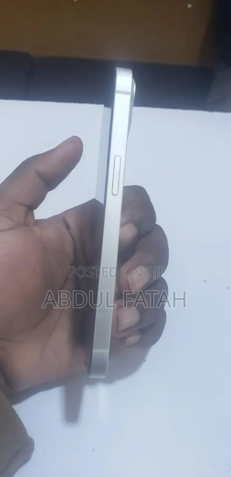 Apple iPhone 13 128 GB White in Central Division - Mobile Phones, Abdul ...