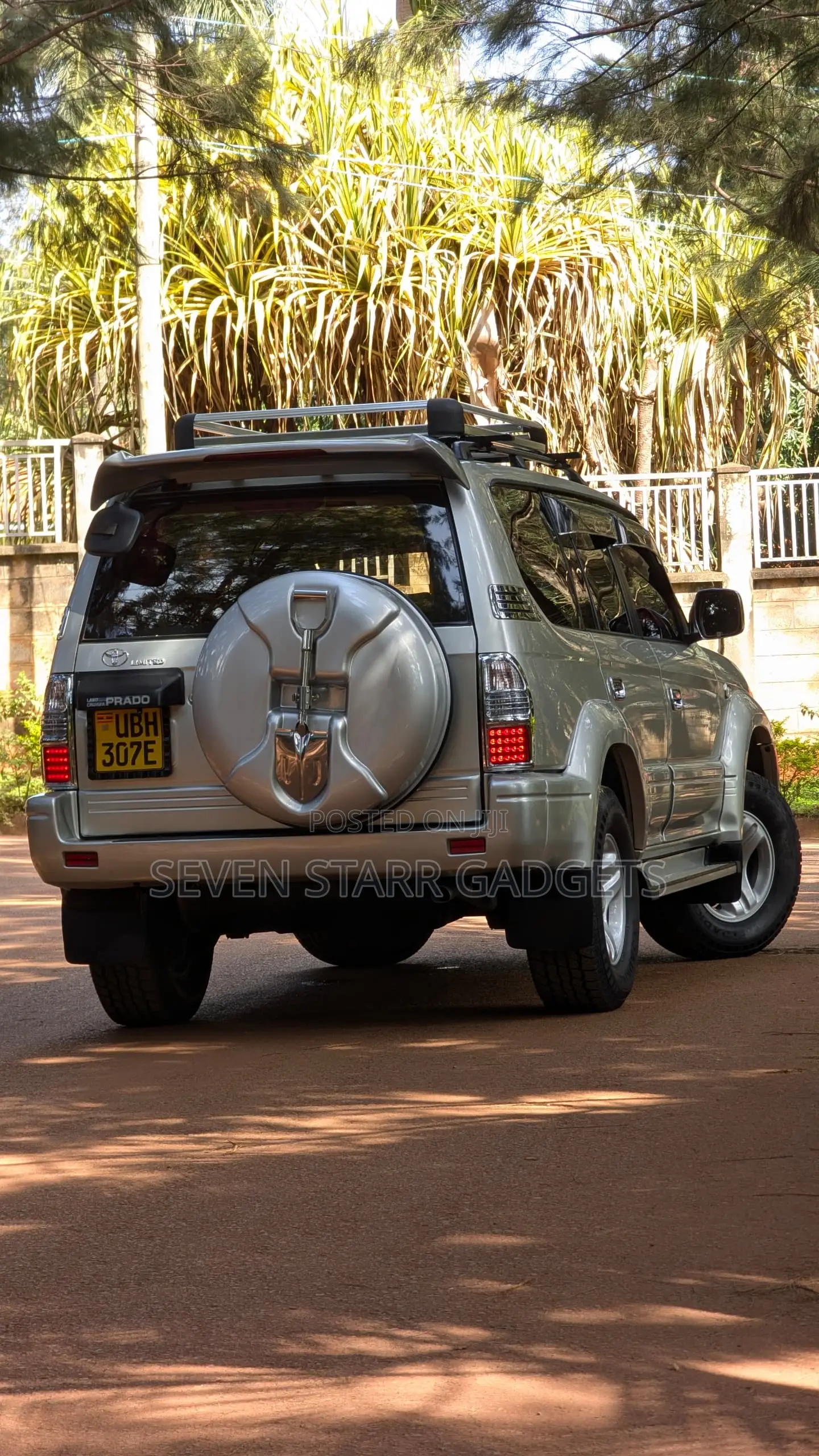 Toyota Land Cruiser Prado 2001 Silver in Central Division - Cars, Job ...