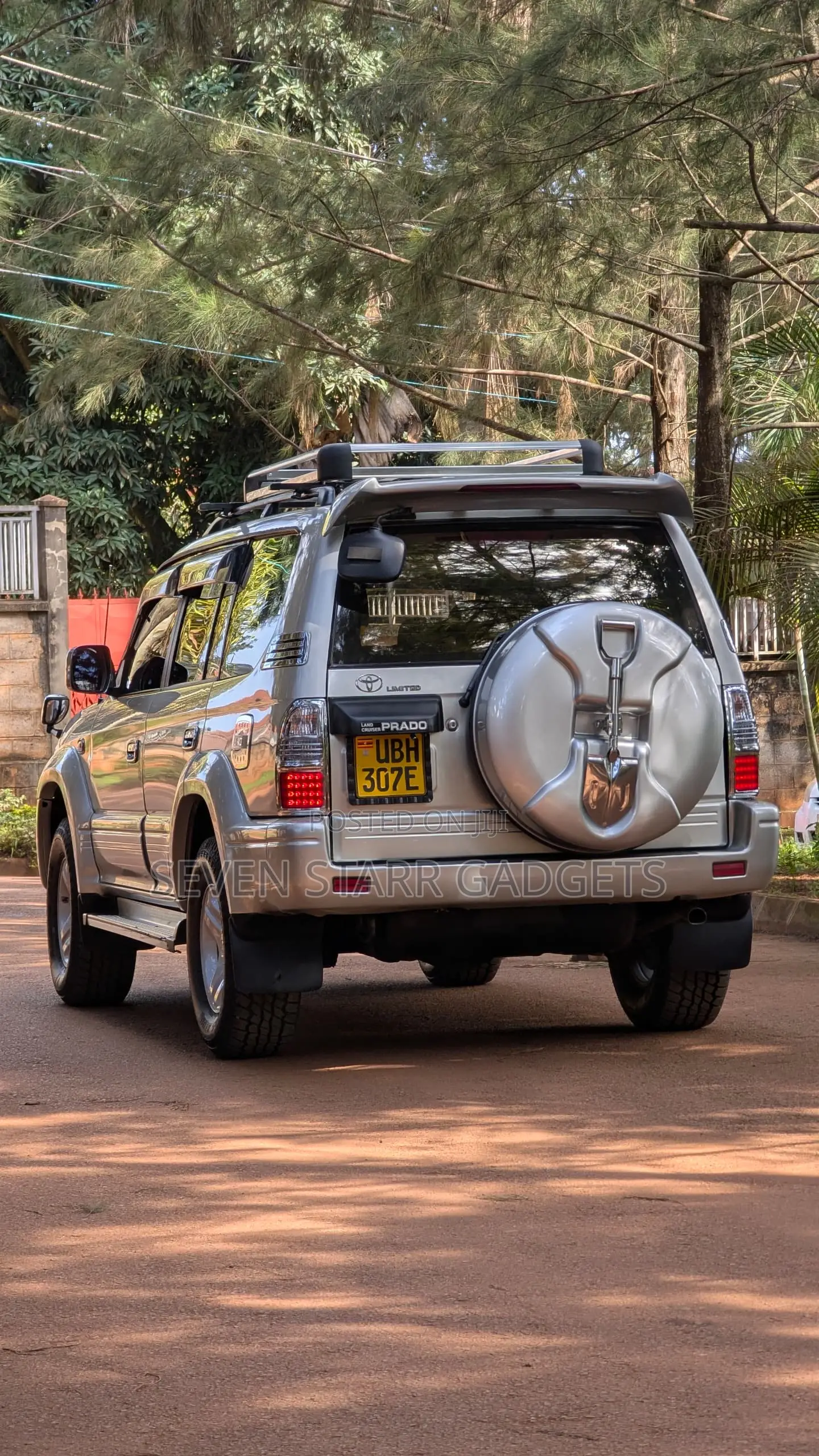 Toyota Land Cruiser Prado 2001 Silver in Central Division - Cars, Job ...