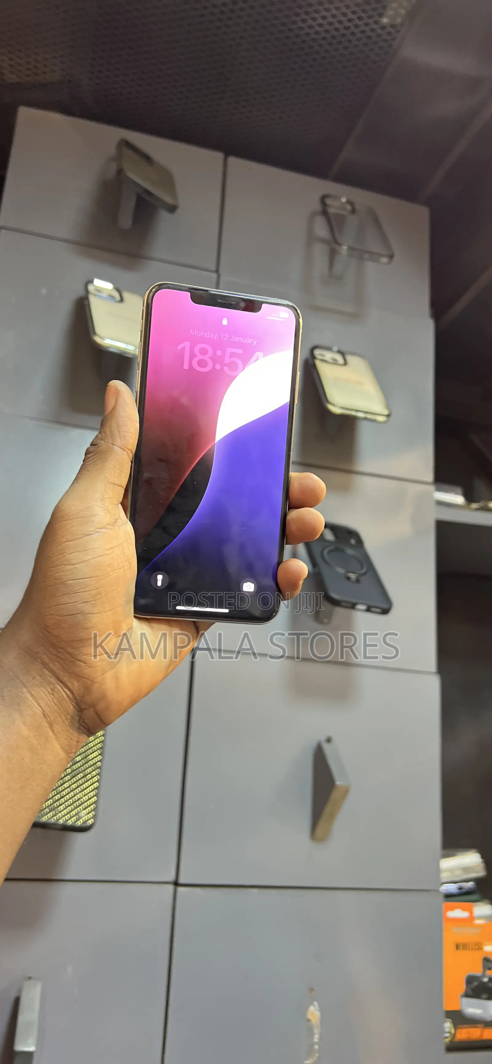 Apple iPhone XS Max 64 GB White in Central Division - Mobile Phones ...