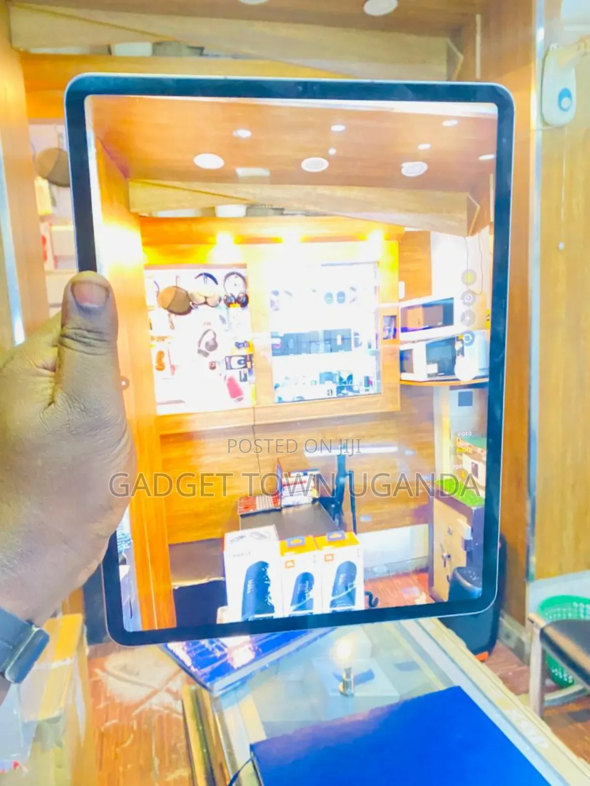 Apple iPad Pro (2022) 512 GB Silver in Central Division - Tablets ...