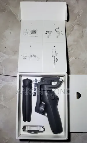 Dji Osmo Mobile 6 Gimbal Stabilizer Full Kit, Like New, Perfect in ...