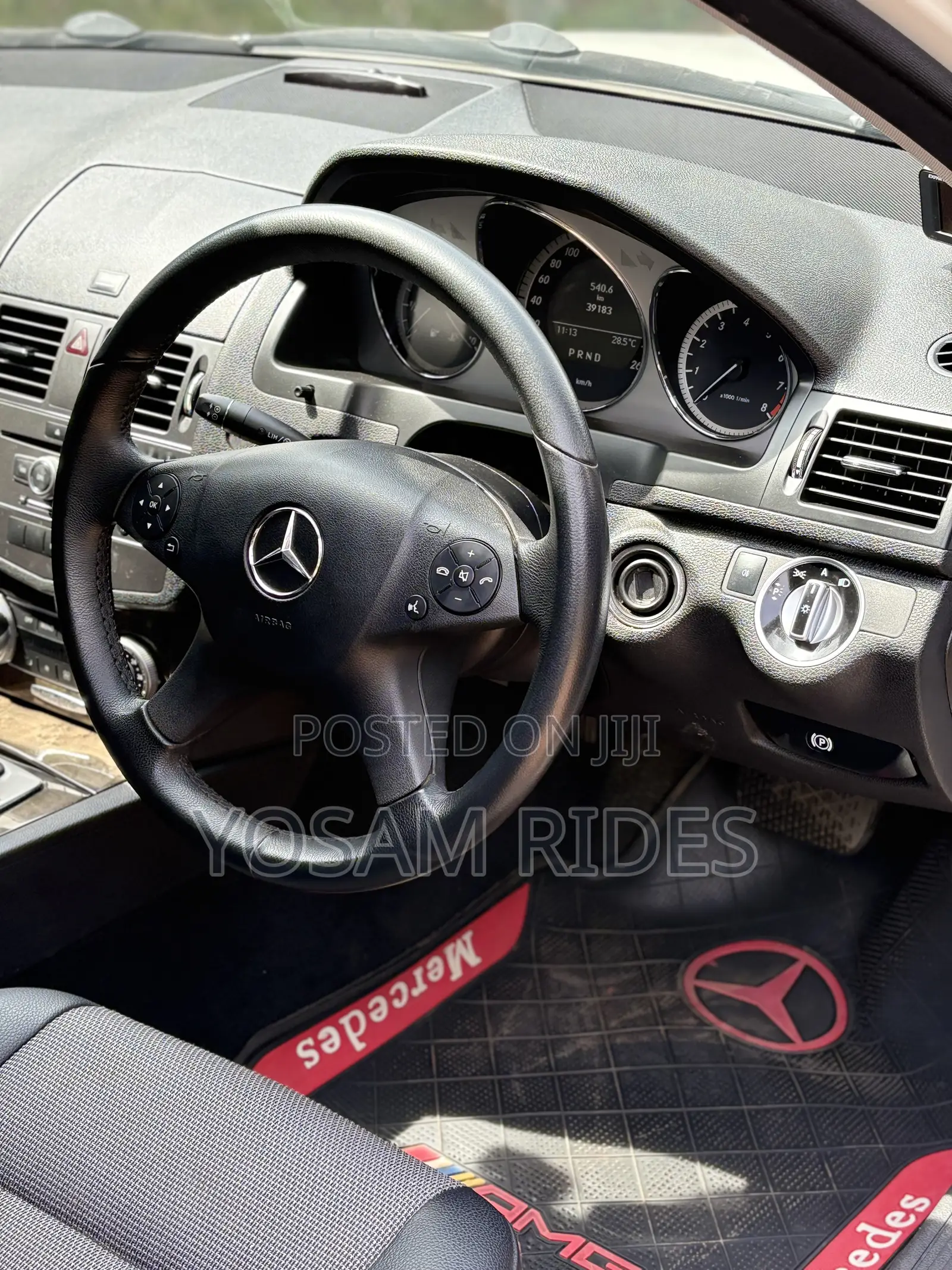 Mercedes-Benz C200 2011 White in Central Division - Cars, Yosam Rides ...