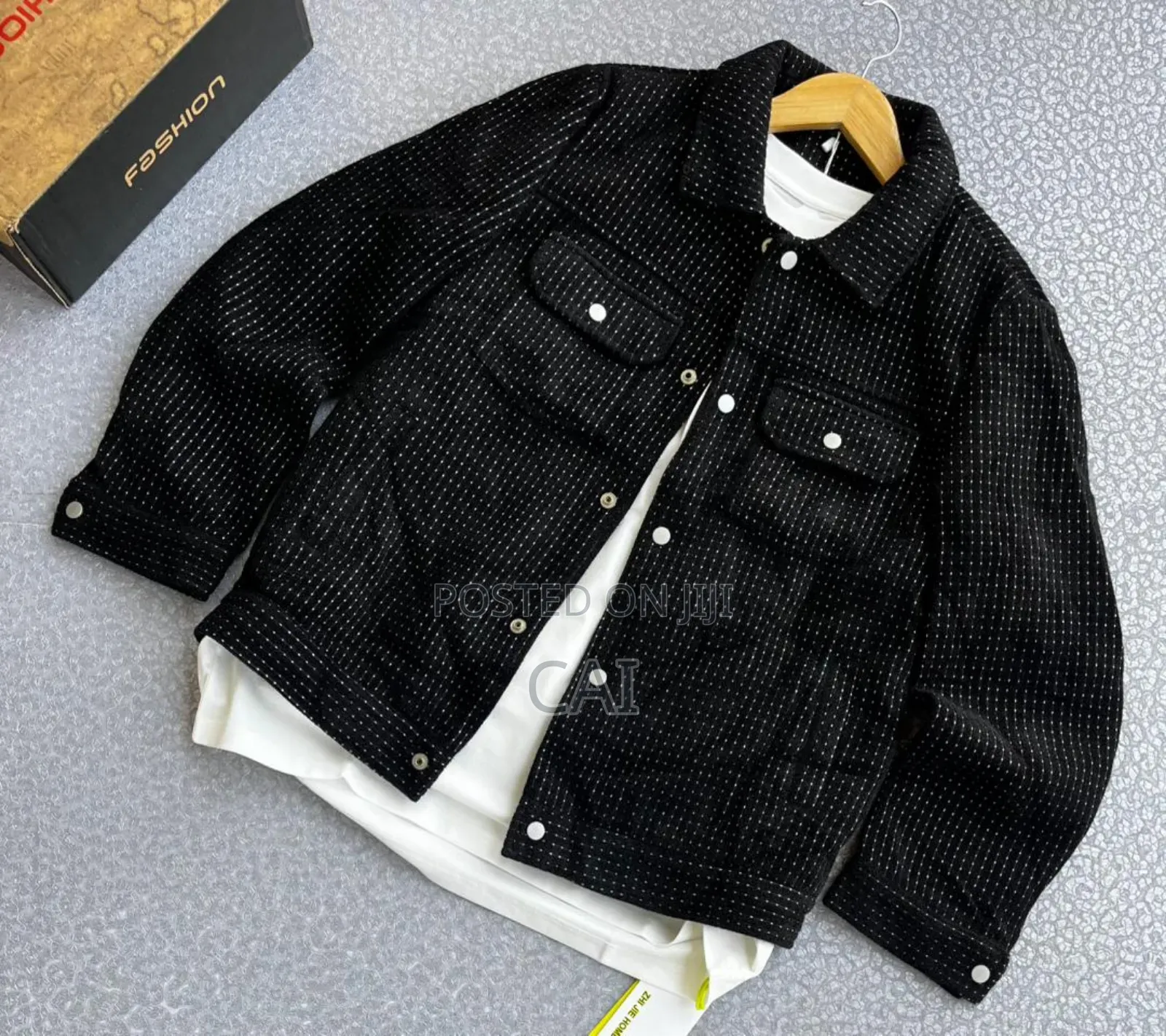 Men's Corduroy Jacket in Central Division - Clothing, Cai Xpress | Jiji.ug
