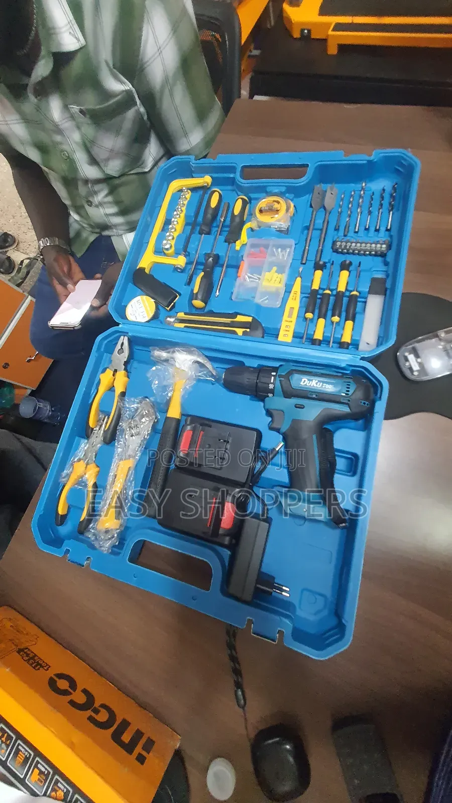 Duku Cordless Drill Tool Set 24v 2 Battery and Charger in Central ...