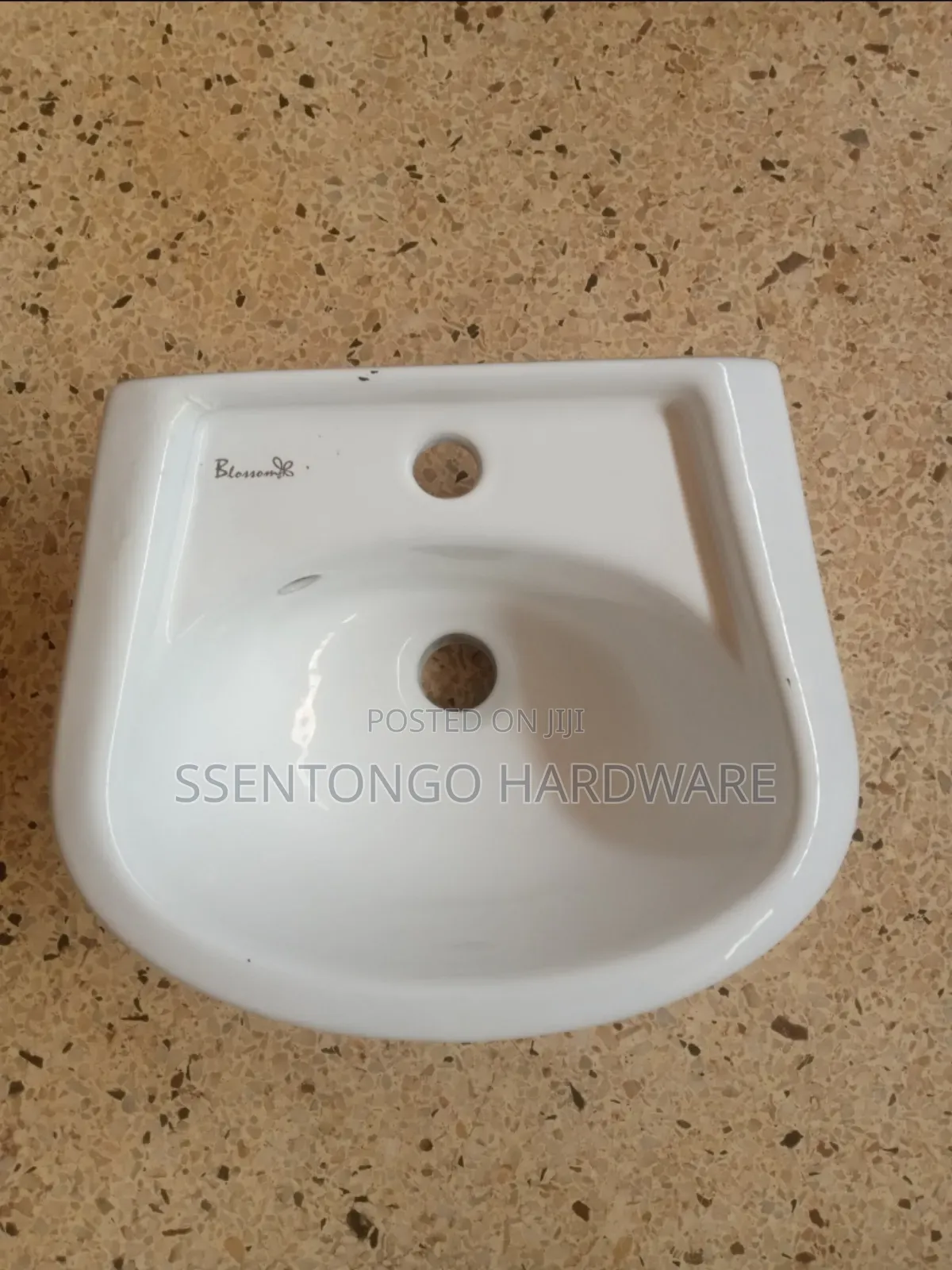 Hand Basin Small Completely Set Withaccessorie for Bathroom) in Central ...