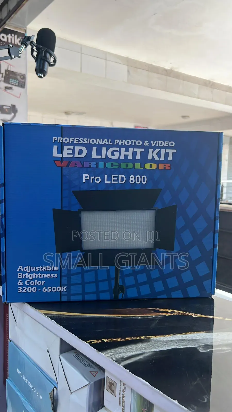Led 800 Full Kit Light and Stand With Two Batteries in Central Division ...