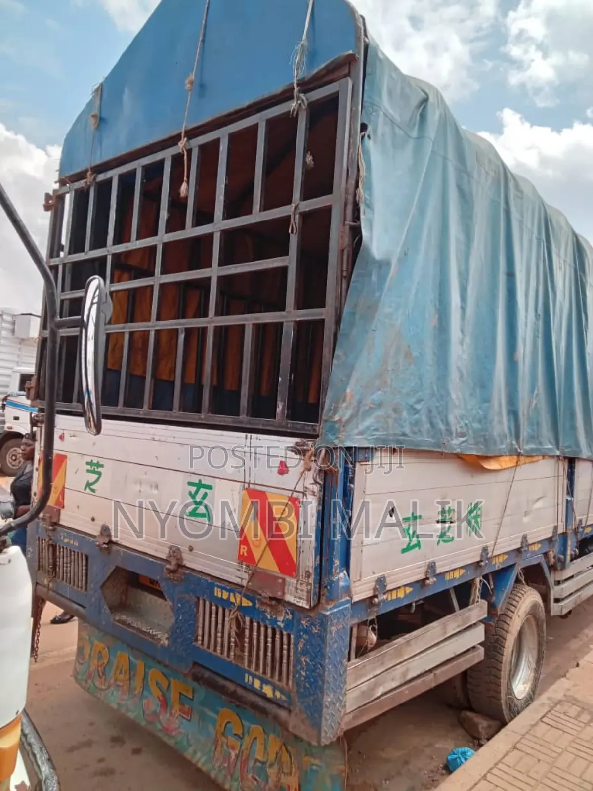 Mitsubish Fuso Truck for sale - Nyombi Malik Price: USh 43,000,000 on ...