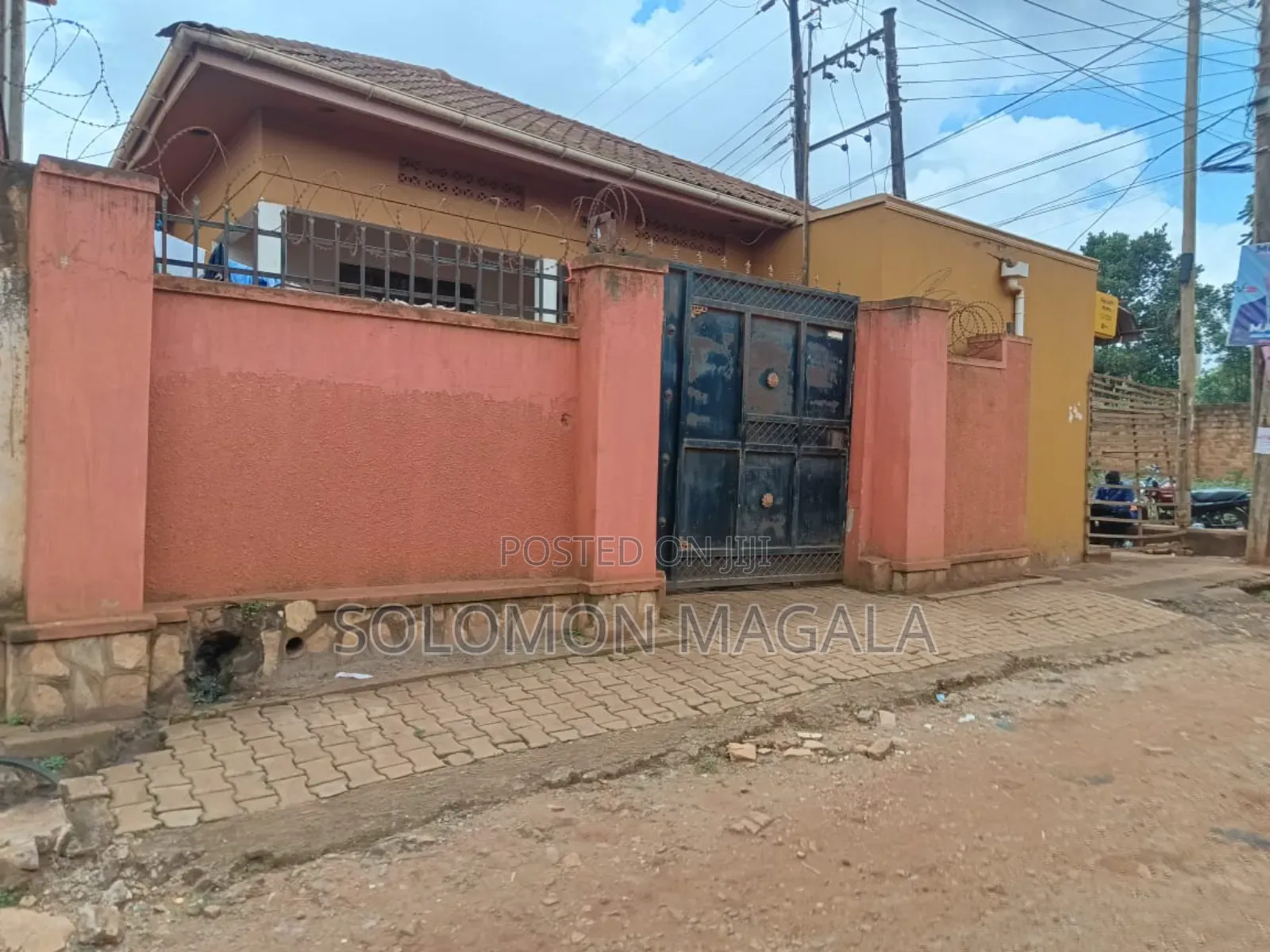 Commercial Busy Rentals for Sale in Najera Town 270m in Central ...