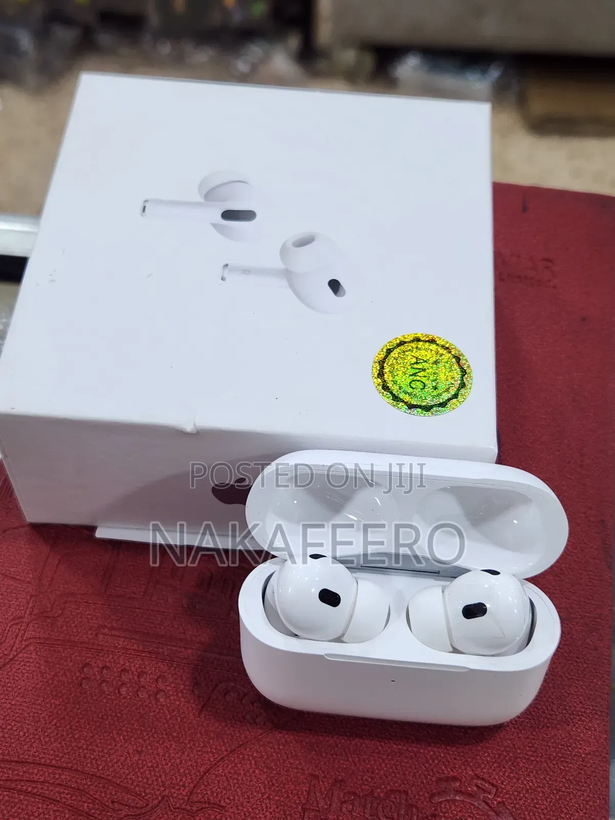 iPhone Earpod in Central Division - Headphones, Nakafeero Lillian | Jiji.ug