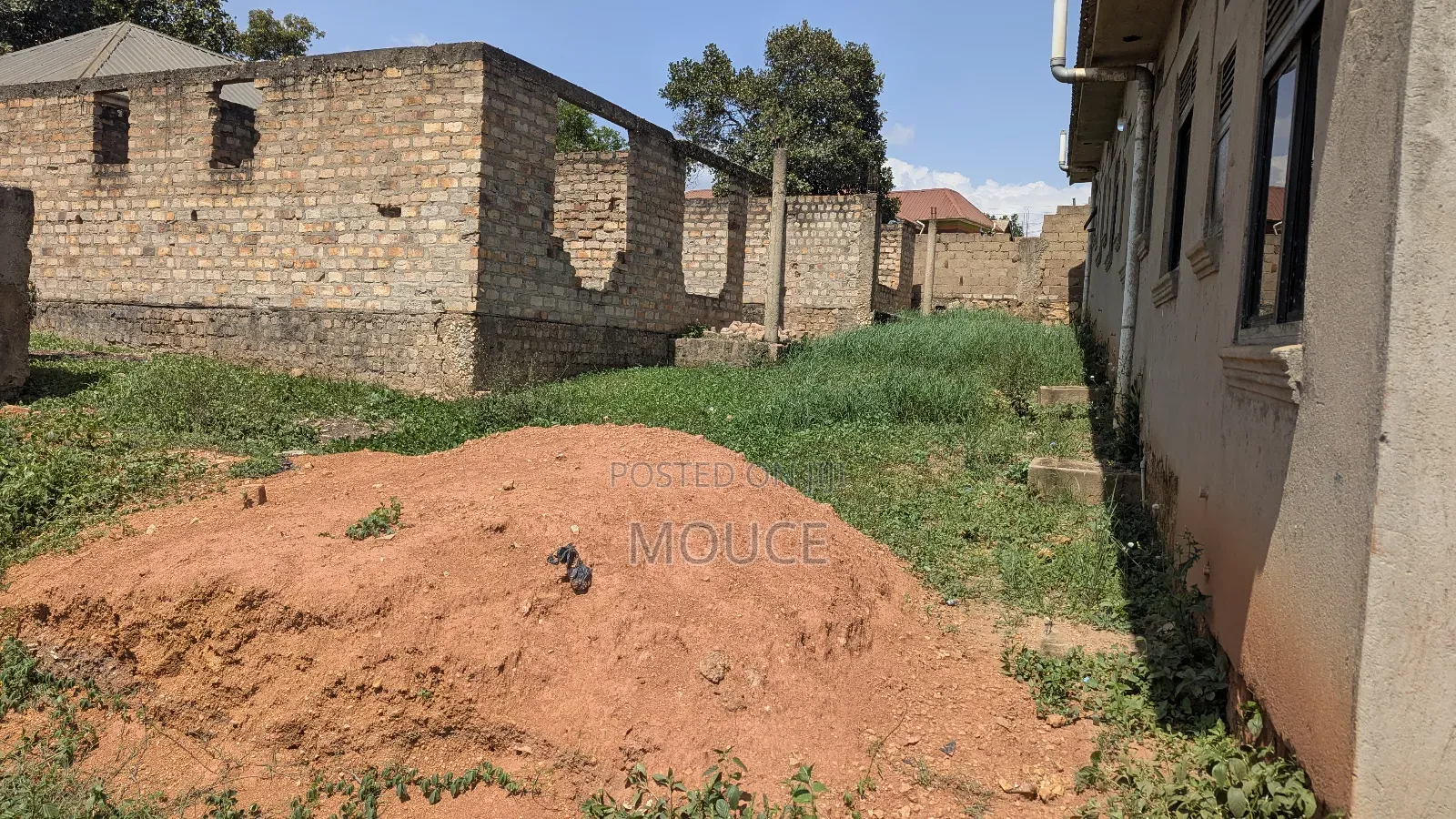 2bdrm House in Lwasa Stage, Makindye for sale for sale - Mouce Price ...