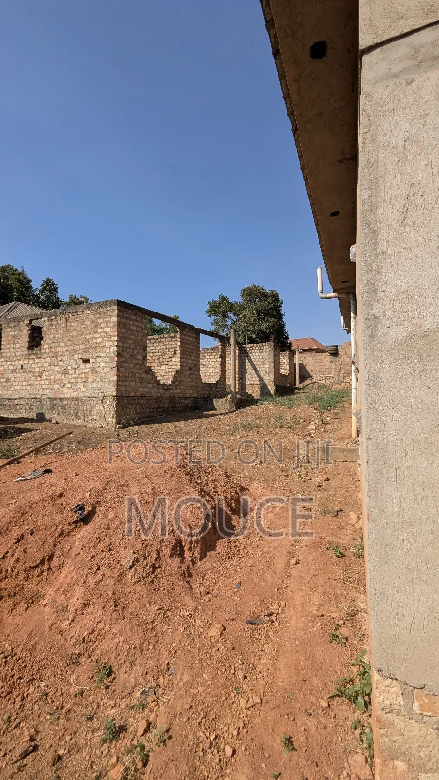 2bdrm House in Lwasa Stage, Makindye for sale for sale - Mouce Price ...