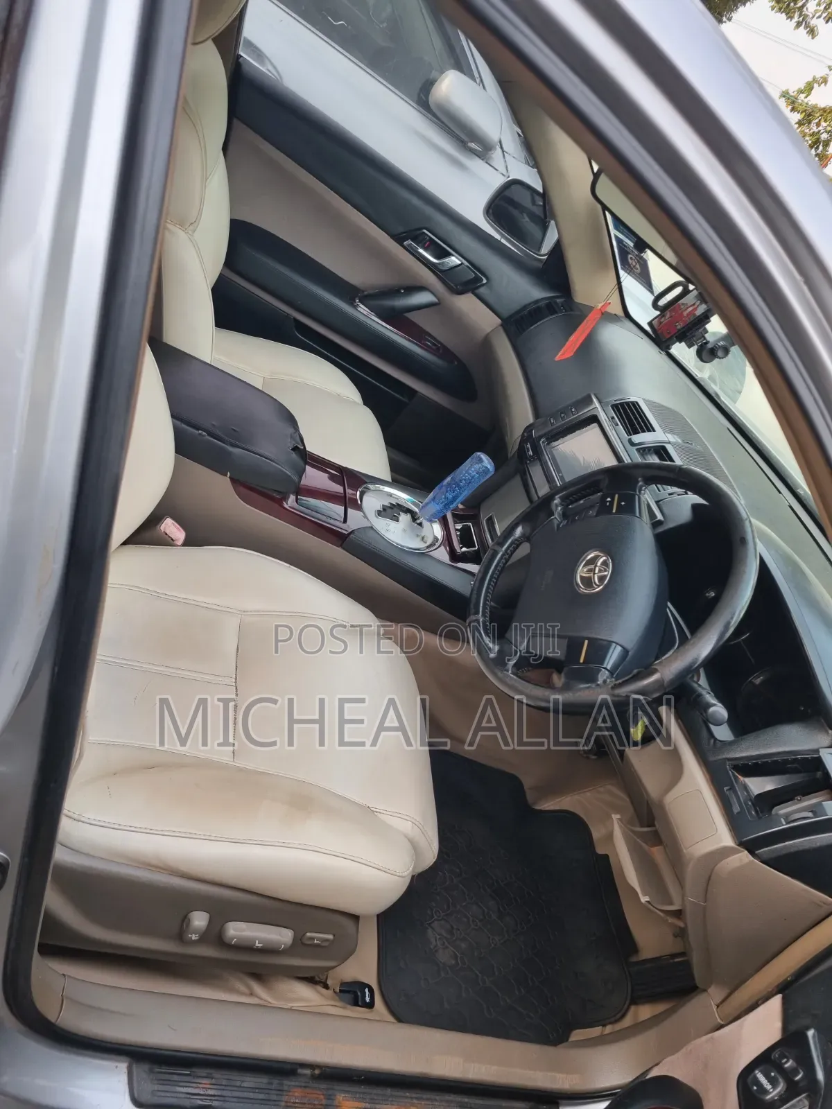 Toyota Mark X 2004 Silver for sale - Micheal Allan Price: USh ...