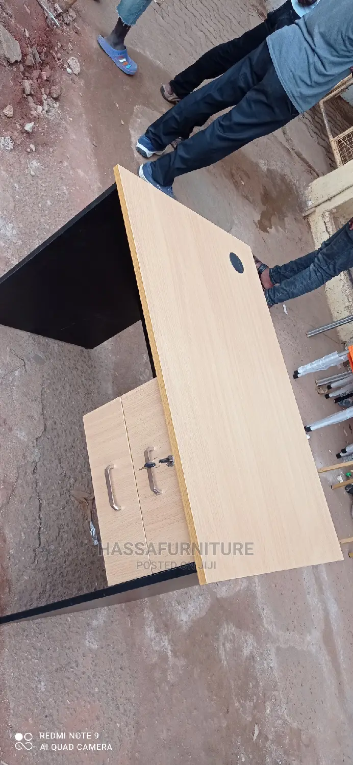 Single Office Desk Size 1meter in Central Division - Furniture, Hassa ...